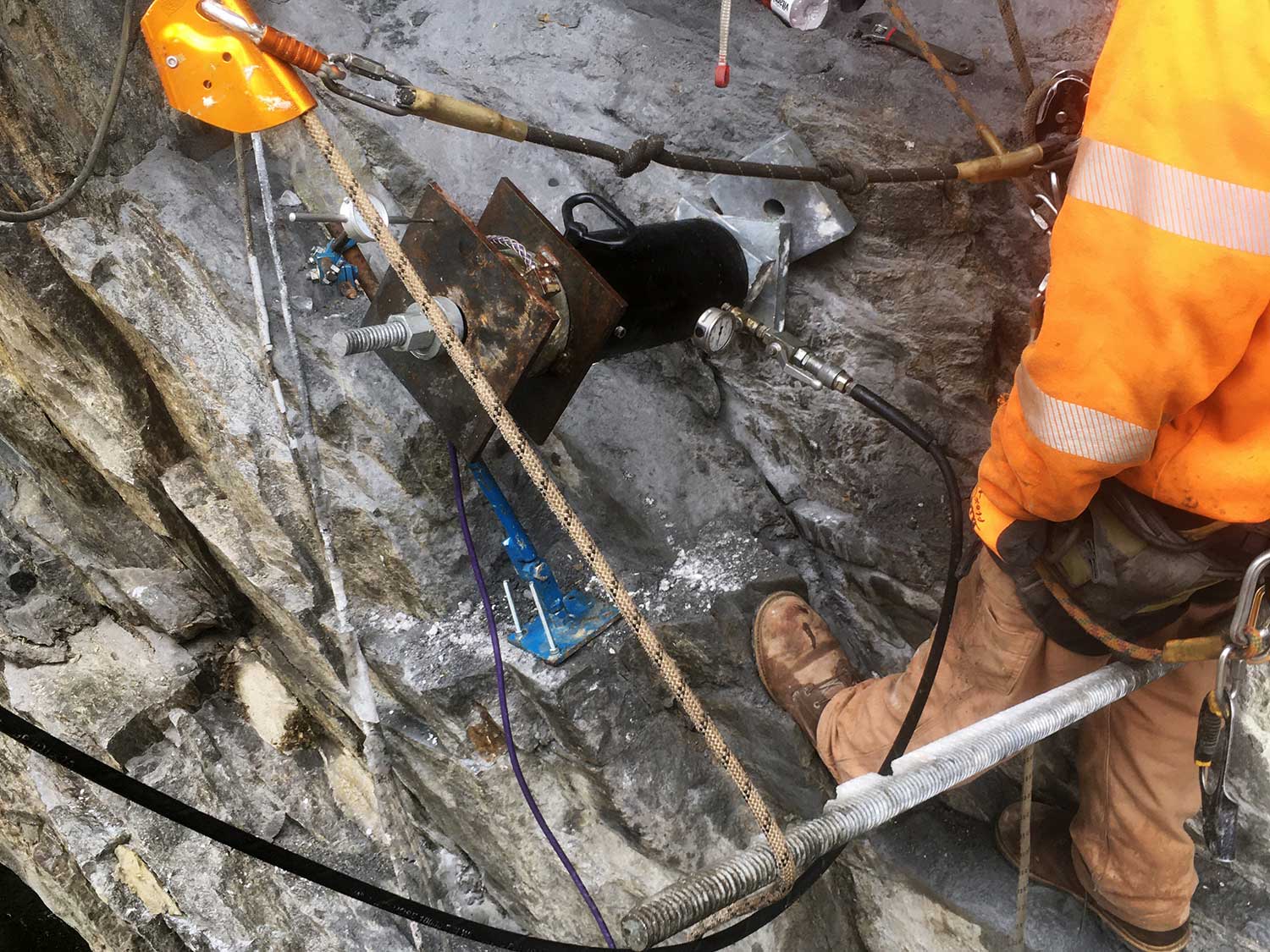 Woolson Block Rock Slope – GEO