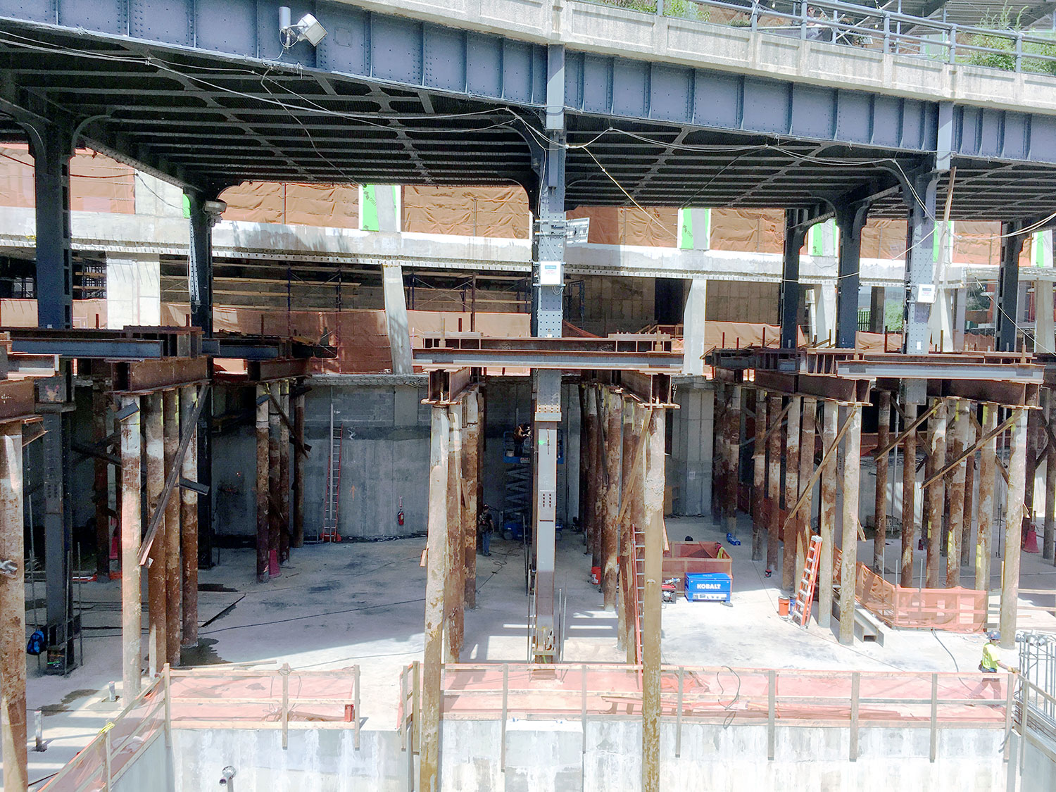 Holding Up the High Line – GEO